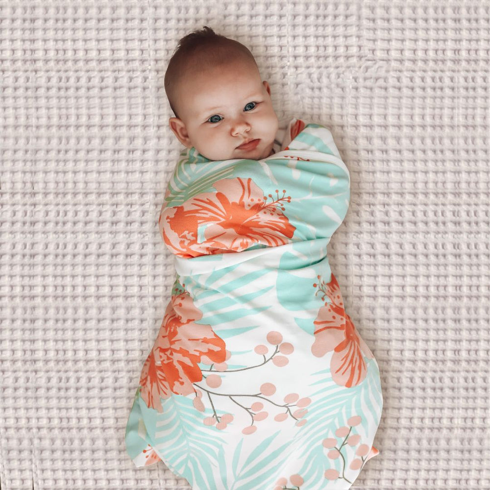 Escape-Proof Newborn Swaddles with Genius Arm Pockets - BABY LOVES SLEEP