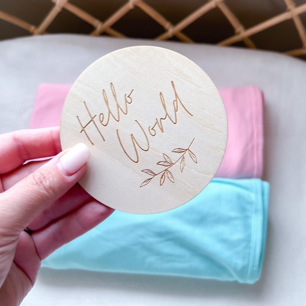 Milestone Disc Wooden | 'Hello World' - BABY LOVES SLEEP